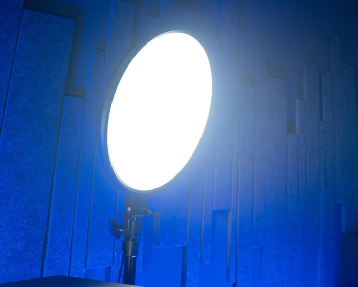 GLOW LIGHT 14 - Simplify | Amplify