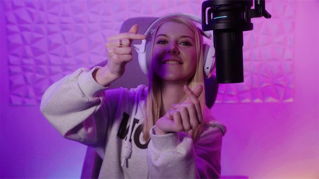 MIC PRO - Simplify | Amplify